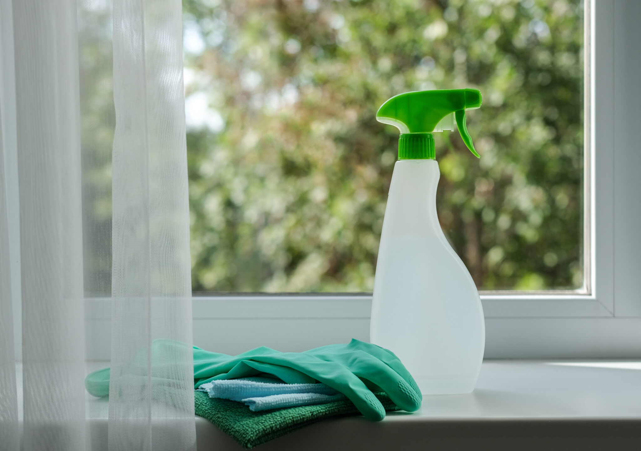 How to Clean Window Sills Like a Pro | Canes Cleaners